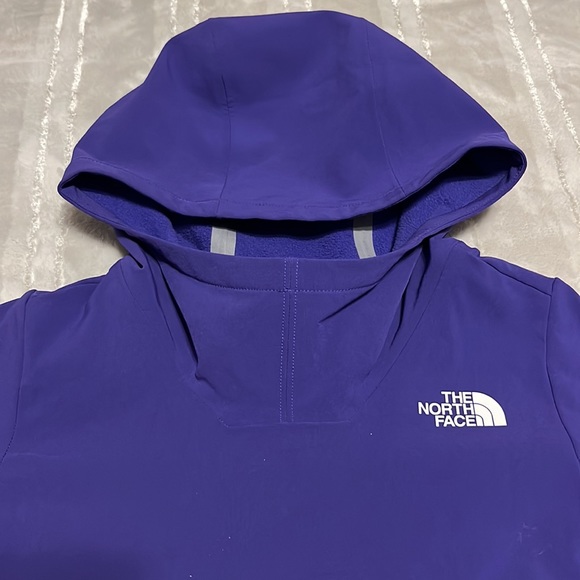 The North Face | Shirts & Tops | The North Face Girls Flashdry Xd Water ...